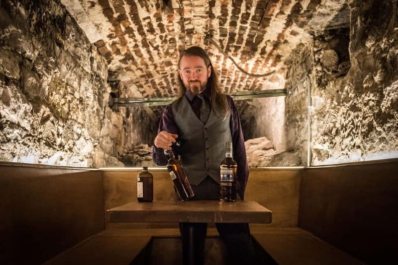 Edinburgh: The Lost Close Underground Scotch Whisky Tasting - An Introduction to Edinburgh’s Underground Whisky Scene