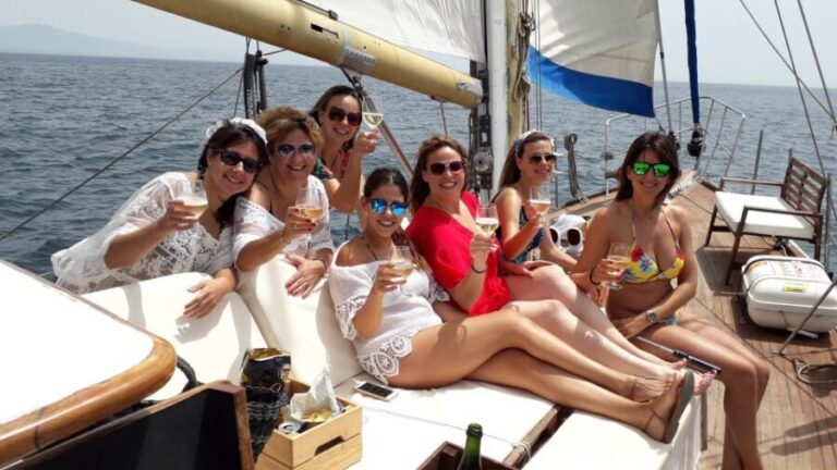 Estepona: Dolphin Watching Sailboat Cruise with Drink - Why This Tour Offers Good Value