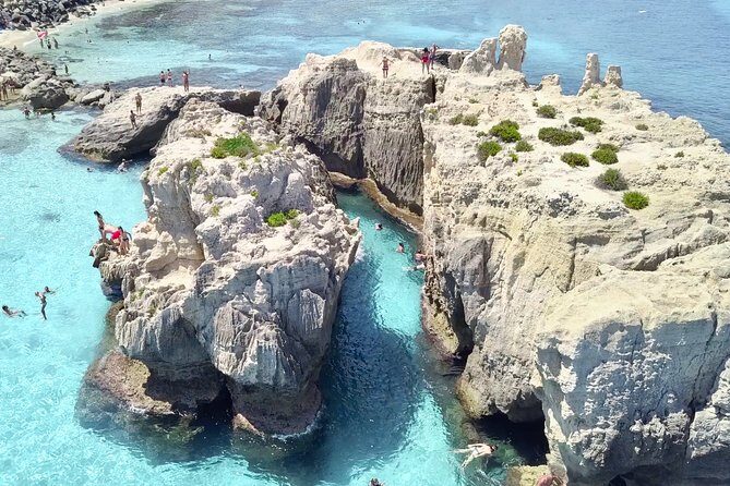 Exclusive boat tour in Tropea. Just you and your family - 4 hours - Frequently Asked Questions