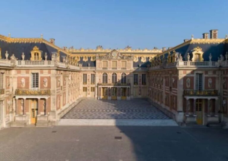 Excursion from Paris to Versailles Palace by Tootbus - Who Is This Tour Best For?