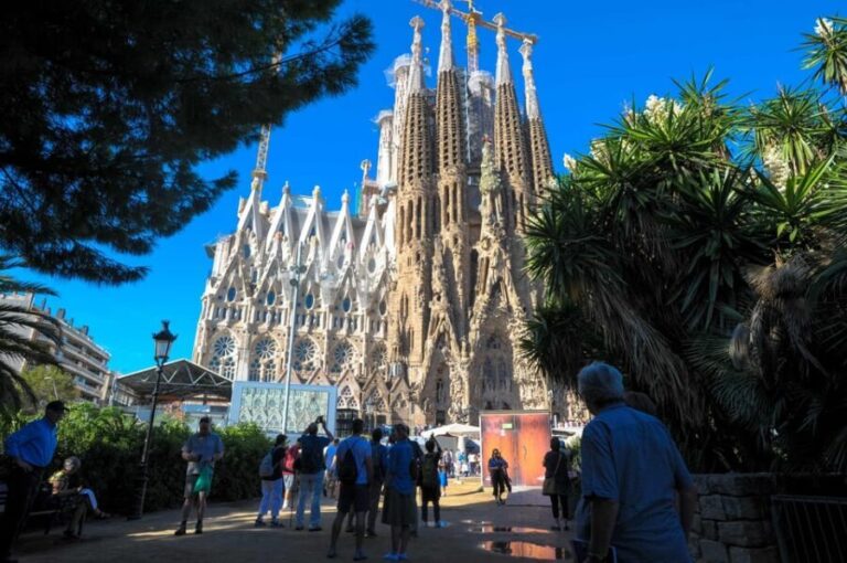 Fast Track: Sagrada Familia & Barcelona Full-Day Tour - Who Will Love This Tour?