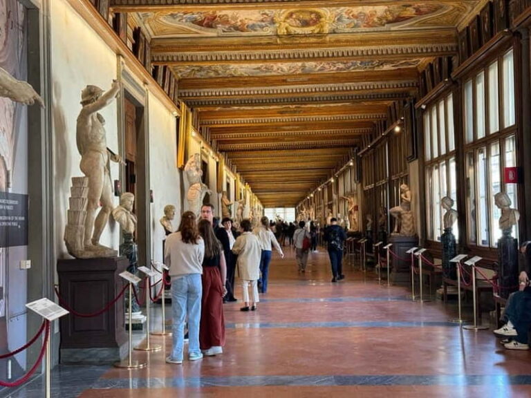 Florence: Uffizi Gallery Pre-Booked Entry & Agudio Guide APP - The Experience — What It Feels Like