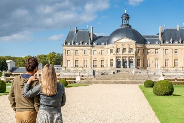 Fontainebleau & Vaux-le-Vicomte Châteaux Day Tour from Paris - Authentic Insights from Reviewers