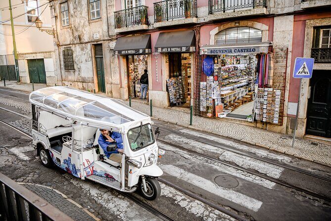 Food & Wine Lisbon Tour with Local Guide in Private Eco Tuk Tuk - Who’s This Tour Best For?