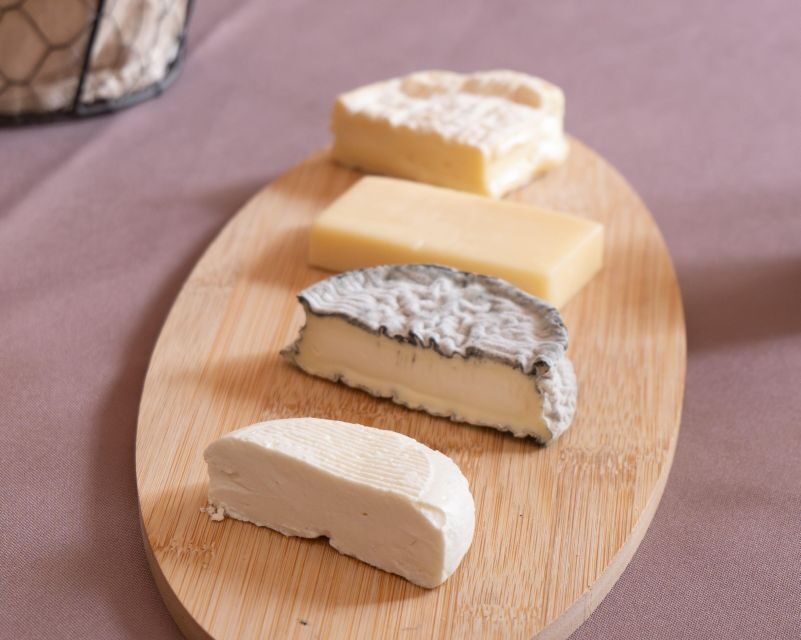 From Amboise: Chambord and Chenonceau Tour with Lunch - The Practical Side: What’s Included and What’s Not