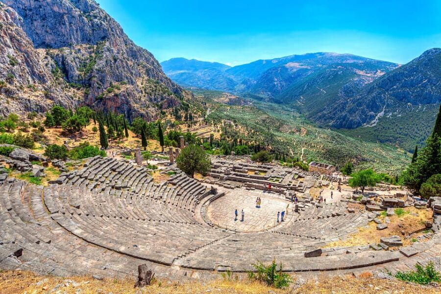 From Athens: Private Delphi and Thermopylae Guided Day Trip - Thermopylae: Where Legends Were Made
