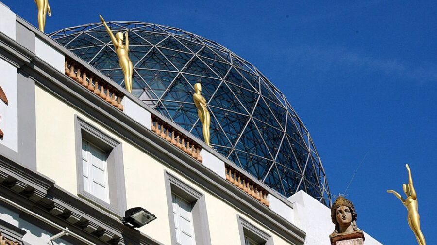 From Barcelona: Dalí Triangle and Cadaques Tour - Transport, Group Size, and Value