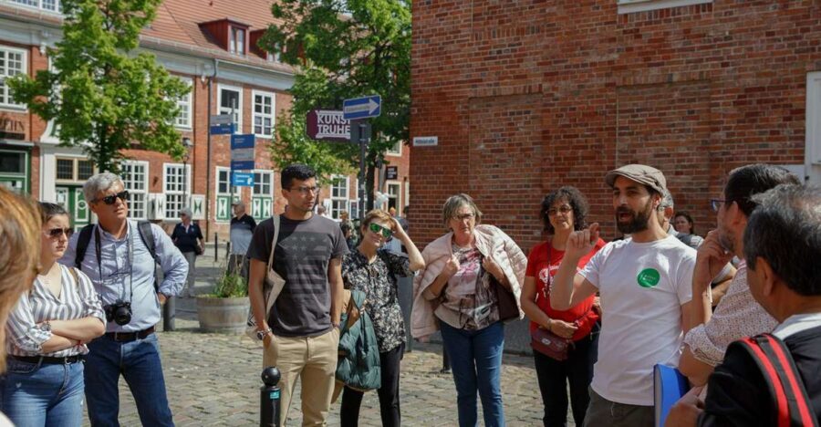 From Berlin: Potsdam Half-Day Tour in Spanish - Who Should Book This Tour?