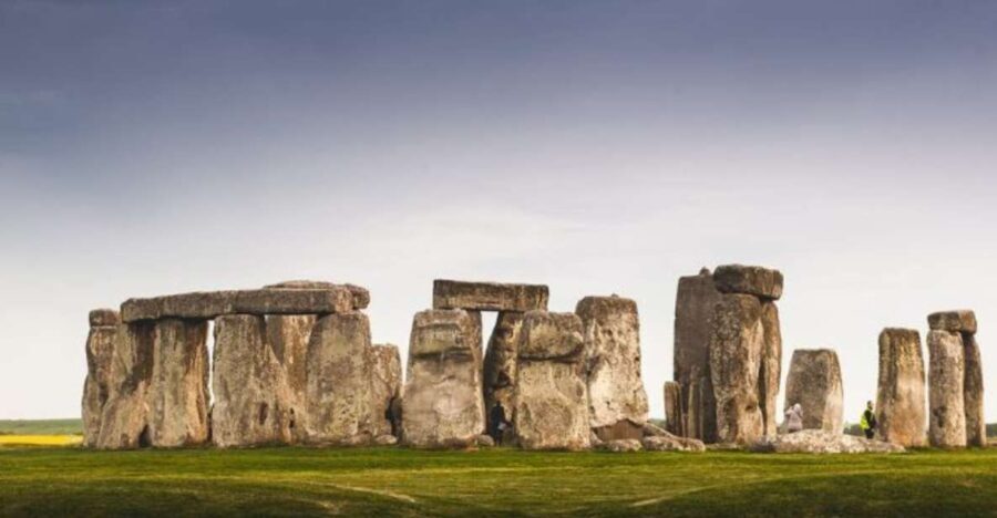 From Bristol: Stonehenge and Cotswold Villages Day Tour - What Makes This Tour Stand Out?