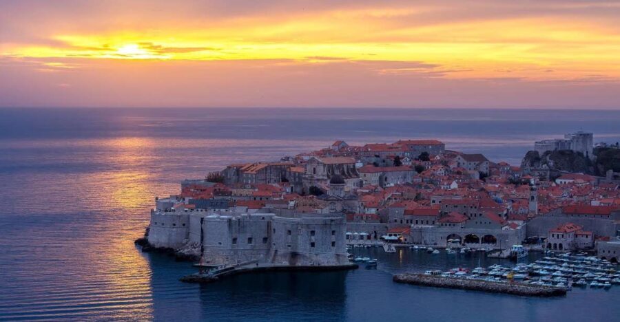 From Dubrovnik: Golden Hour Sunset Cruise with Free Drinks - Who Is This Tour Best For?