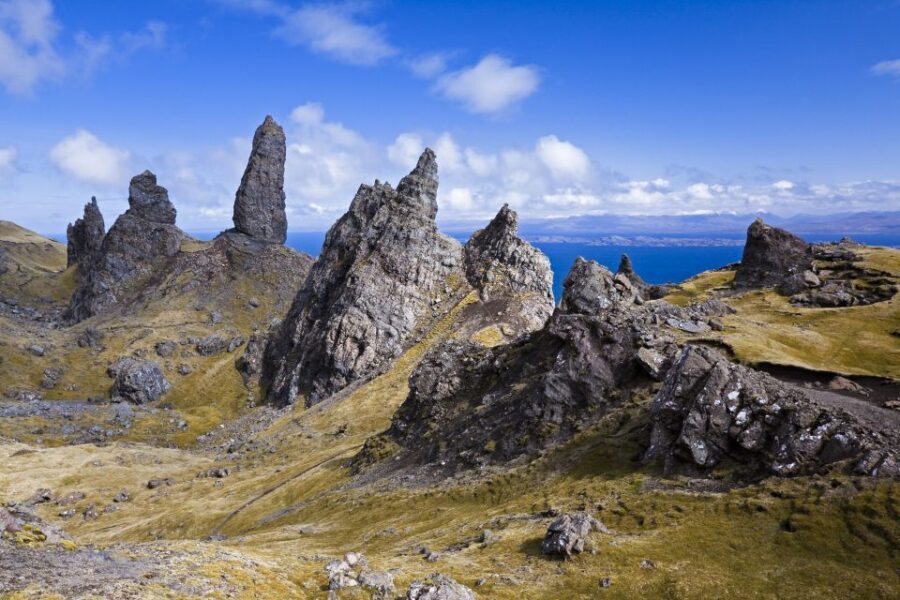 From Glasgow: 3-Day Isle of Skye, Highlands & Loch Ness Tour - The Experience: Comfort, Content, and Connection