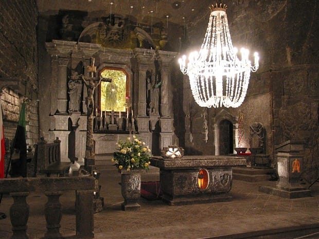 From Kraków: Wieliczka Salt Mine Guided Tour with Transport - Who Is This Tour Perfect For?