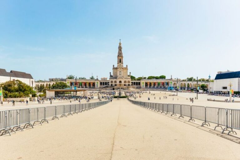 From Lisbon: Fatima Batalha Nazaré & Óbidos Small-Group Tour - Why This Tour Offers Great Value