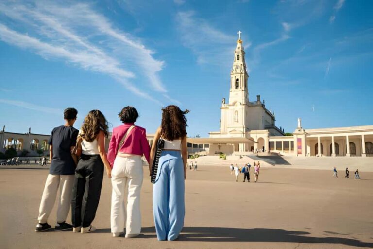 From Lisbon: Fatima, Nazaré, and Obidos Small Group Tour - Itinerary Breakdown: What You Can Expect