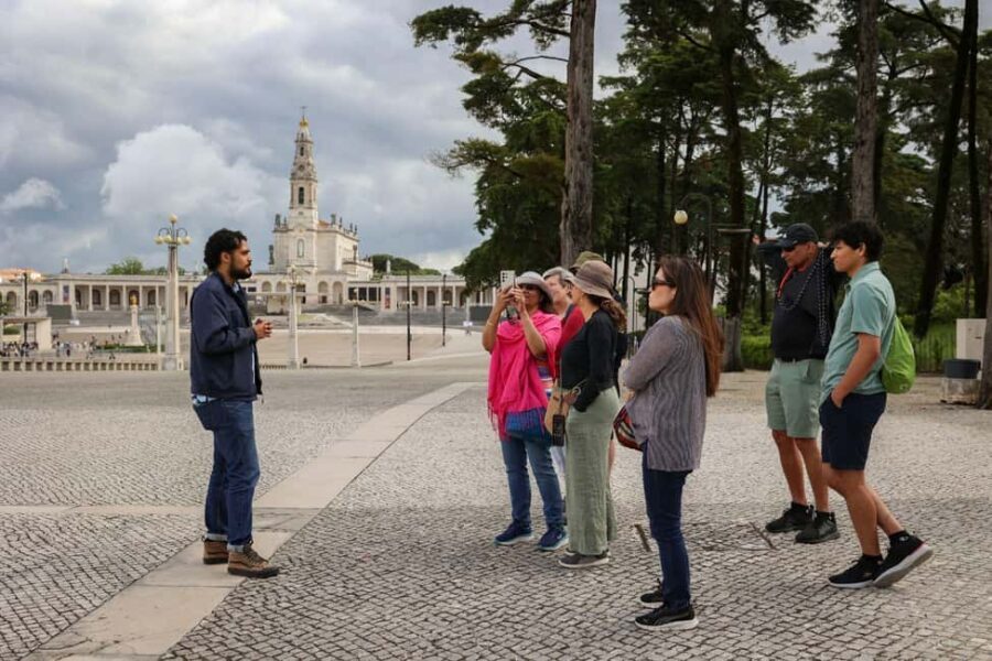 From Lisbon: Fátima, Óbidos, and Nazaré Small Group Day Tour - A Complete Look at the Tour Experience