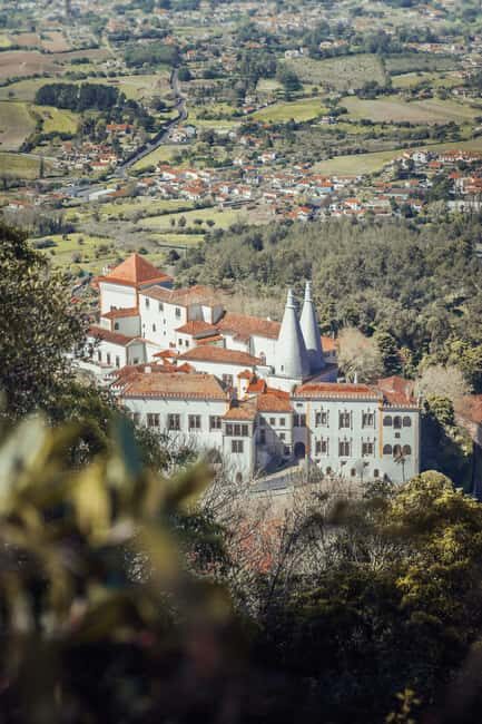 From Lisbon: Sintra Half-Day Tour with Pena Palace Tickets - Who Should Consider This Tour?