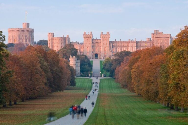 From London: Extended Visit to Windsor Castle and Stonehenge - What Sets This Tour Apart