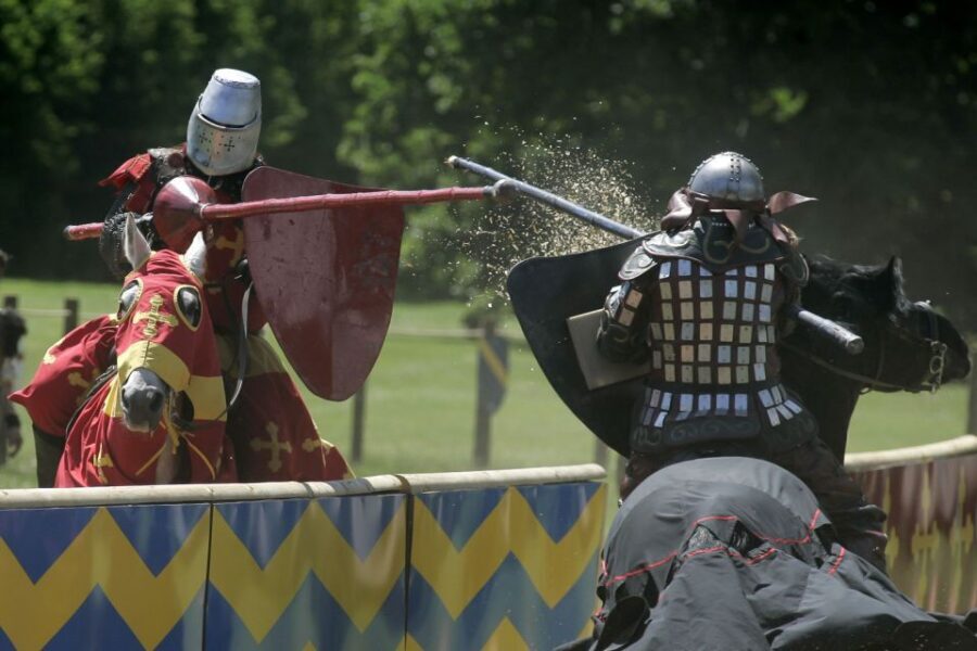 From London: Warwick, Oxford, Stratford & Cotswolds Day Tour - Authentic Experiences and Practical Details