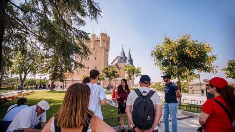 From Madrid: Guided Day Trip to Segovia, optional Alcázar - Authentic Experiences & Tips