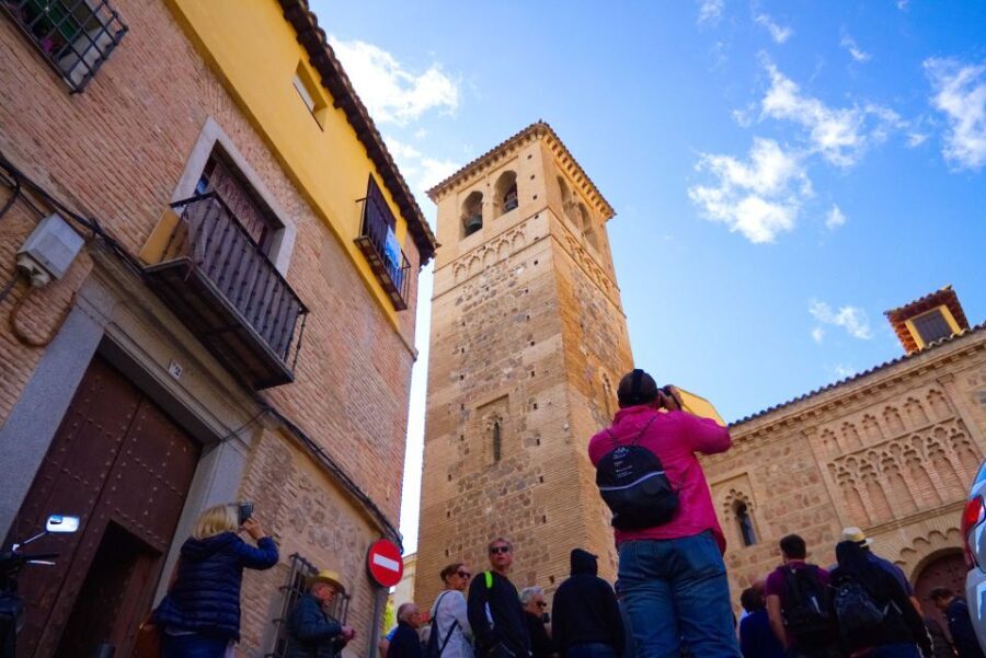From Madrid: Toledo Guided Day Trip - Exploring Toledo: Guided Walking Tour