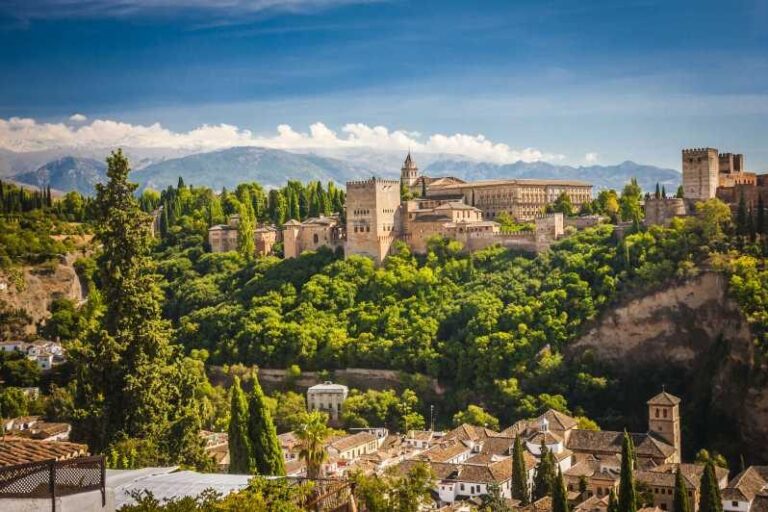 From Malaga: Day Trip to Alhambra by Bus with Entry Tickets - Final Thoughts