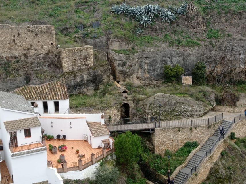 From Málaga: Ronda+Setenil de las Bodegas with Little Train - Who Should Consider This Tour?
