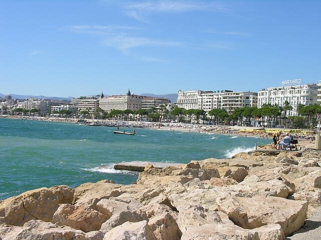 From Nice: Cannes, Antibes & Saint-Paul-de-Vence Tour - The Experience of the Guides and Group