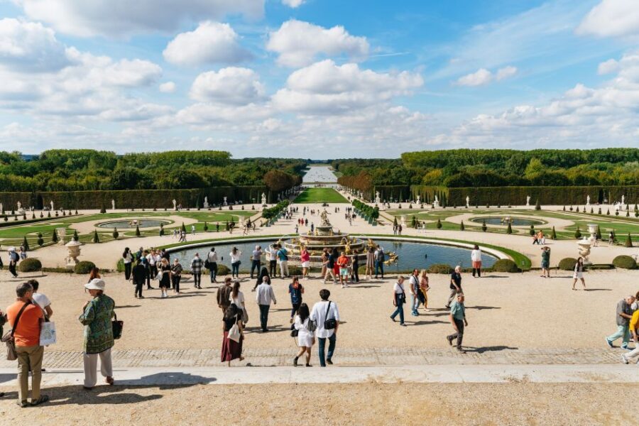 From Paris: Versailles Palace & Gardens with Transportation - Discovering the Grandeur of Versailles