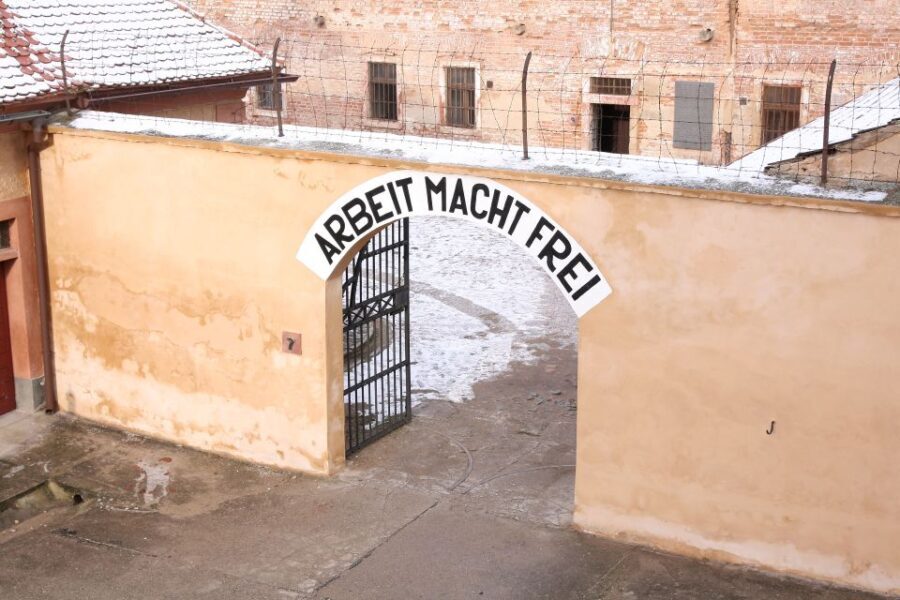 From Prague: Terezin Concentration Camp & Memorial Tour - What Makes This Tour Stand Out?