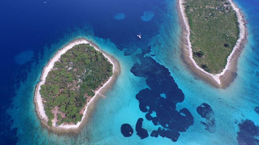 From Split: Blue Lagoon and Trogir Half-Day Speedboat Tour - Transportation & Group Size