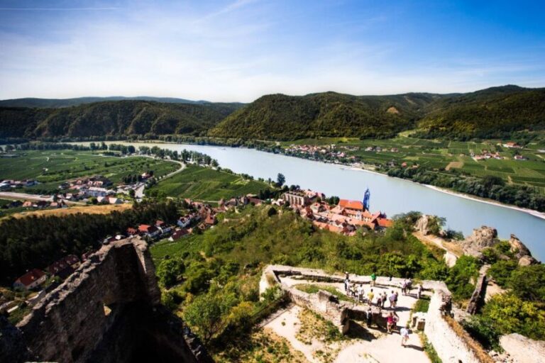 From Vienna: Wachau Valley Day Tour with Wine Tasting - The Value of the Experience