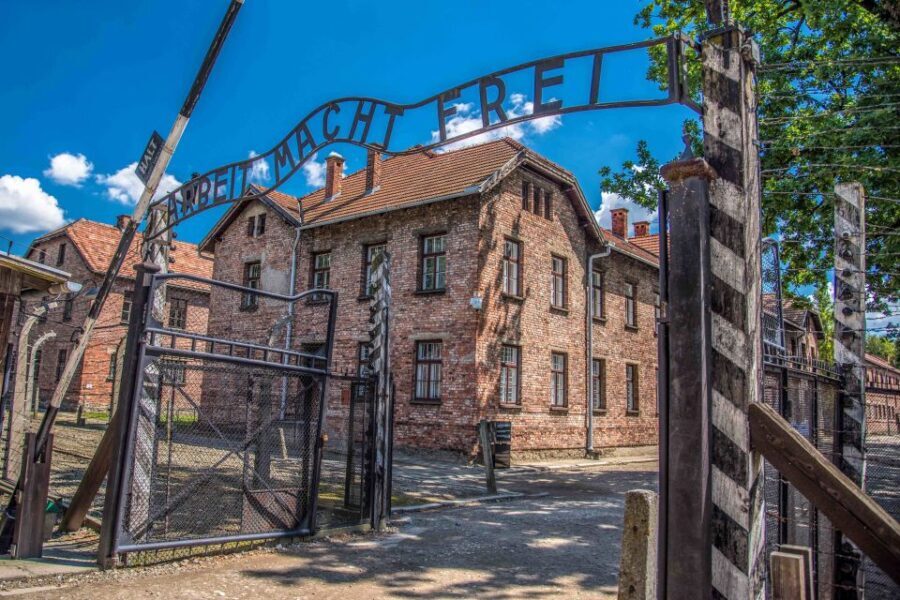 From Warsaw: Guided Tour to Auschwitz-Birkenau and Krakow - Practical Tips for Travelers