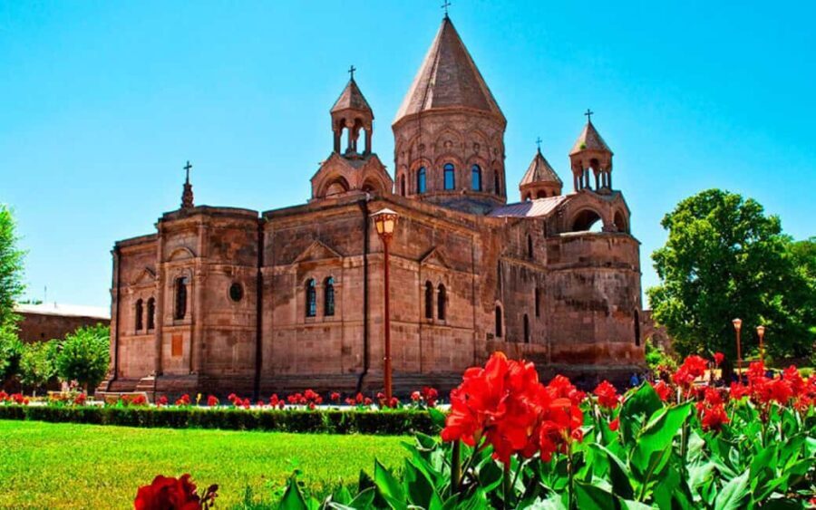 From Yerevan: Echmiadzin cathedral and Zvartnots temple - An In-Depth Look at the Itinerary and What You’ll Experience