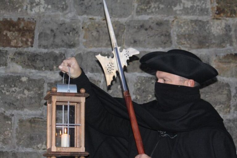 Fulda: Night Watchman Tour - The Guide and Overall Atmosphere