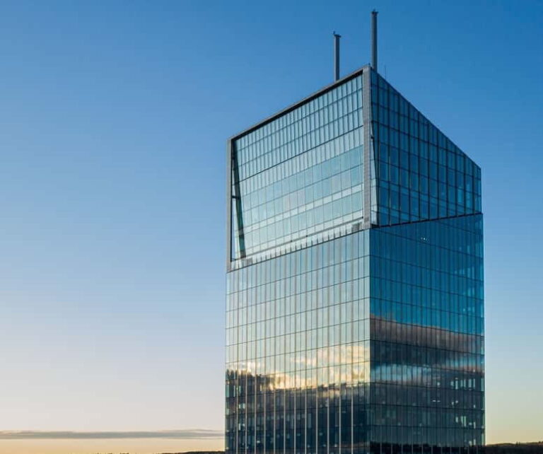 Gdask: Olivia Star Sky-High Views, Dinner, and Cocktails - What the Reviews Tell Us