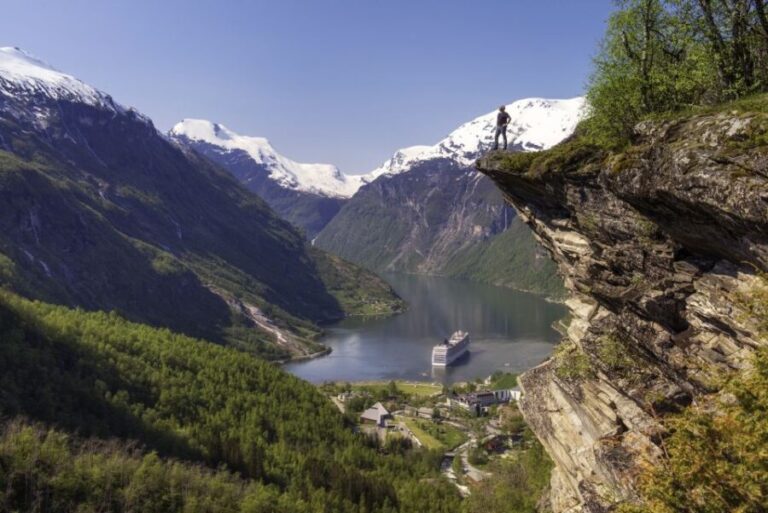 Geiranger: Dalsnibba, Flydalsjuvet, Eagle Bend & Fjords Tour - What Makes This Tour Stand Out?