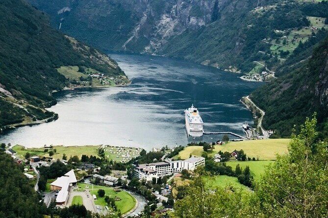 Geiranger Shore Excursion: Mt. Dalsnibba and Eagle Road - Authentic Insights from Reviewers