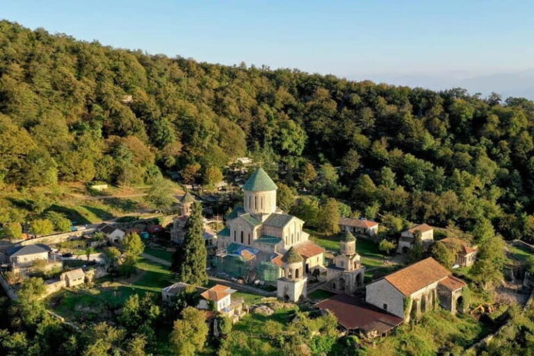 Gelati Monastery, Motsameta Monastery & Bagrati Cathedral - Who Should Consider This Tour?