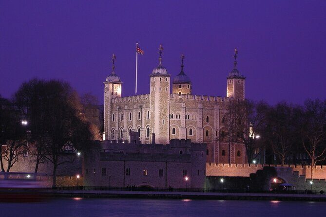 Ghastly Ghost Walking Tour in London - The Itinerary: Breaking Down the Stops