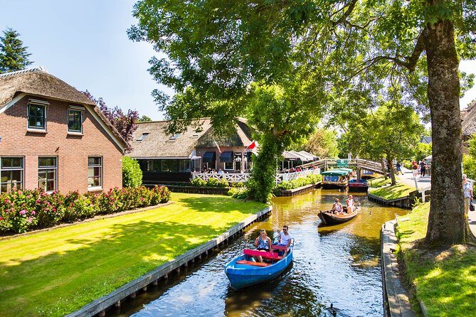 Giethoorn Day Trip from Amsterdam with Boat Trip - Practical Tips for Making the Most of Your Trip