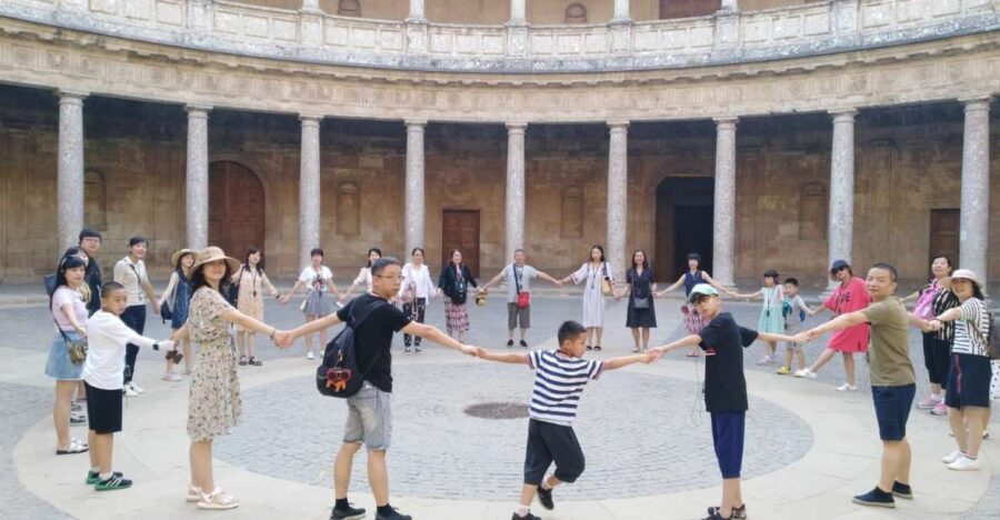 Granada: Alhambra, Nasrid Palaces, & Generalife Guided Tour - A Complete Breakdown of the Tour Experience