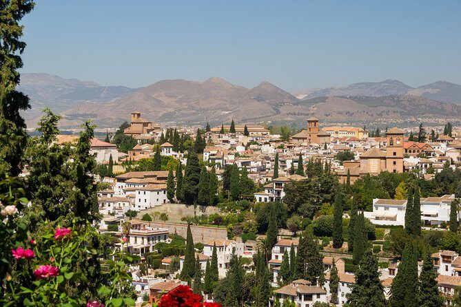 Granada full day: La alhambra completa + el Albaicin y Sacromonte - Frequently Asked Questions