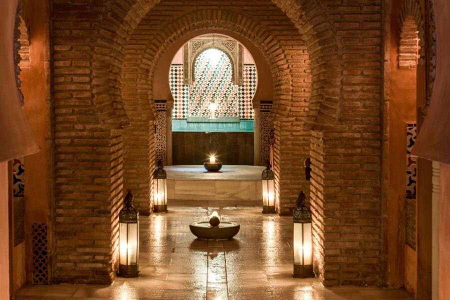 Granada: Hammam Al Ándalus with Massage - Who Is This Experience Best For?
