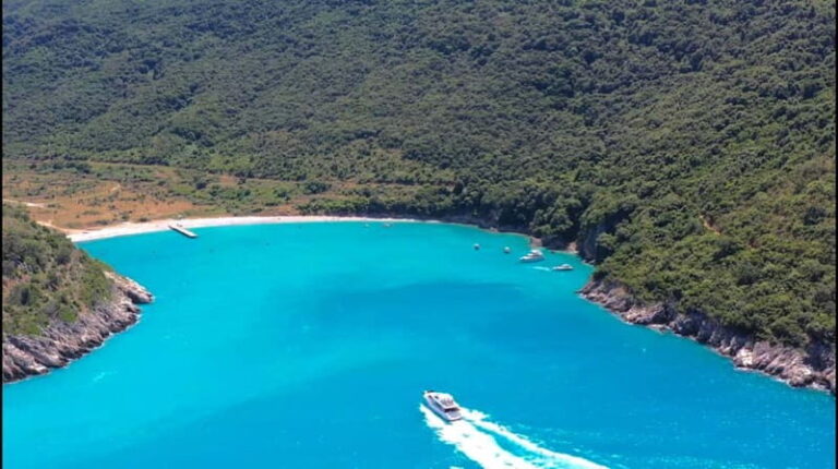 GROUP TOUR 7 STOPS SARANDA TO KROREZ FREE DRINK AND UMBRELLA - The Experience on the Boat