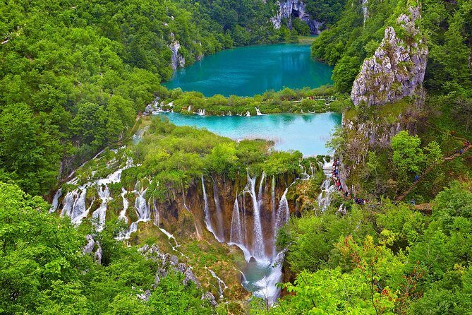 Guided transfer from Zagreb to Split with Plitvice Lakes stop - Transportation and Group Experience