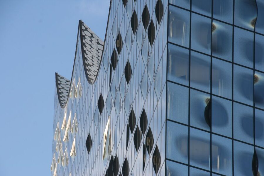 Hamburg: Guided Port Walk for Families - Value and Practicality