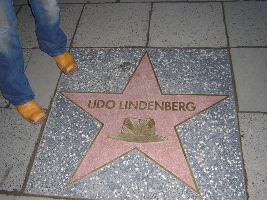 Hamburg: Original Kiez Tour in German with Eddy Kante - Who Should Consider This Tour?