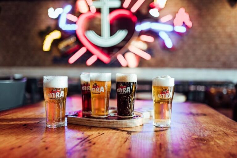 Hamburg: St. Pauli Breweries Walking Tour with Tastings - Authentic Experiences with Excellent Reviews