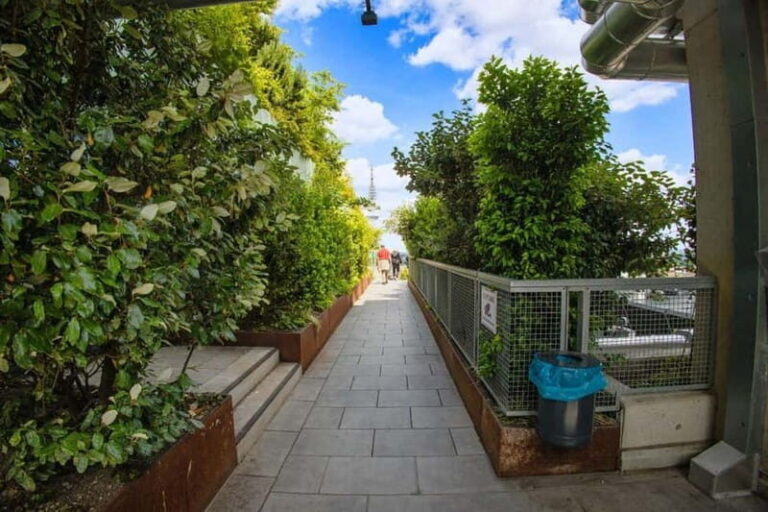 Hamburg: St. Pauli Green Bunker Tour in German - Who Will Love This Tour?