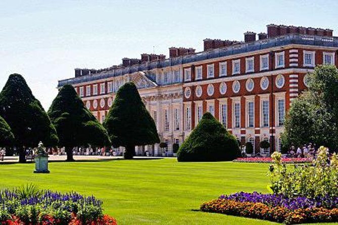 Hampton Court Palace Entrance Ticket - Who Should Visit Hampton Court Palace?